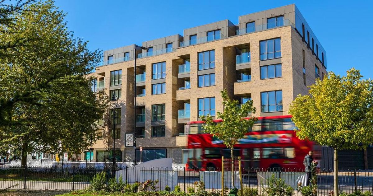 £690,000 to £690,000 - Camberwell On The Green for sale in Camberwell ...