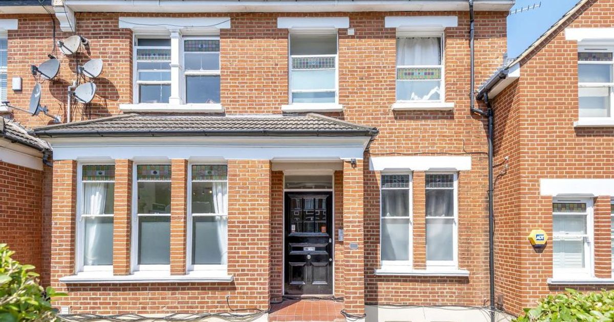 3 Bedroom Flat For Sale In Alexandra Drive Crystal Palace Se19 Sold