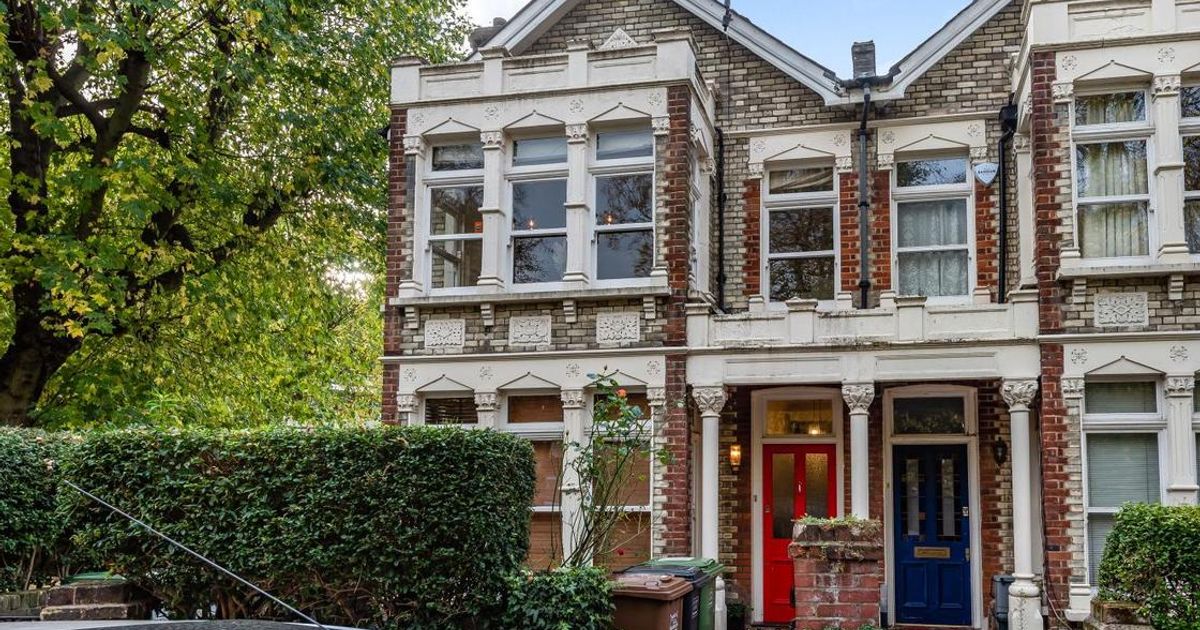 3 Bedroom Flat For Sale In Wickham Gardens Brockley Se4 Sold Kfh