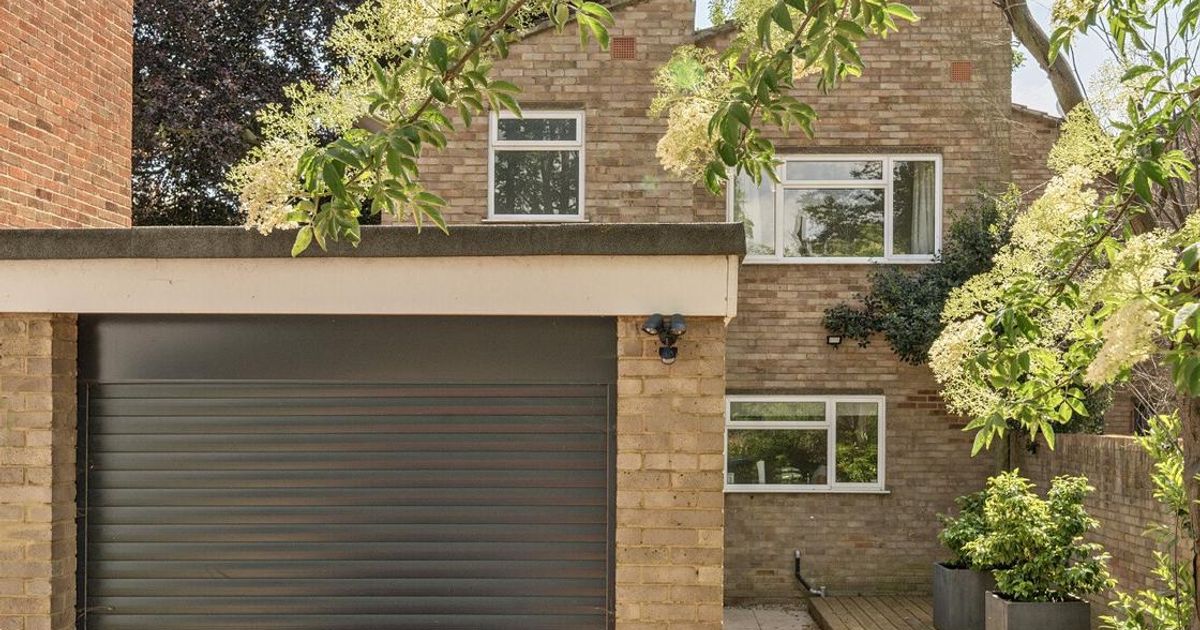 3 bedroom House to rent in Heathway, London SE3 (Let) | KFH