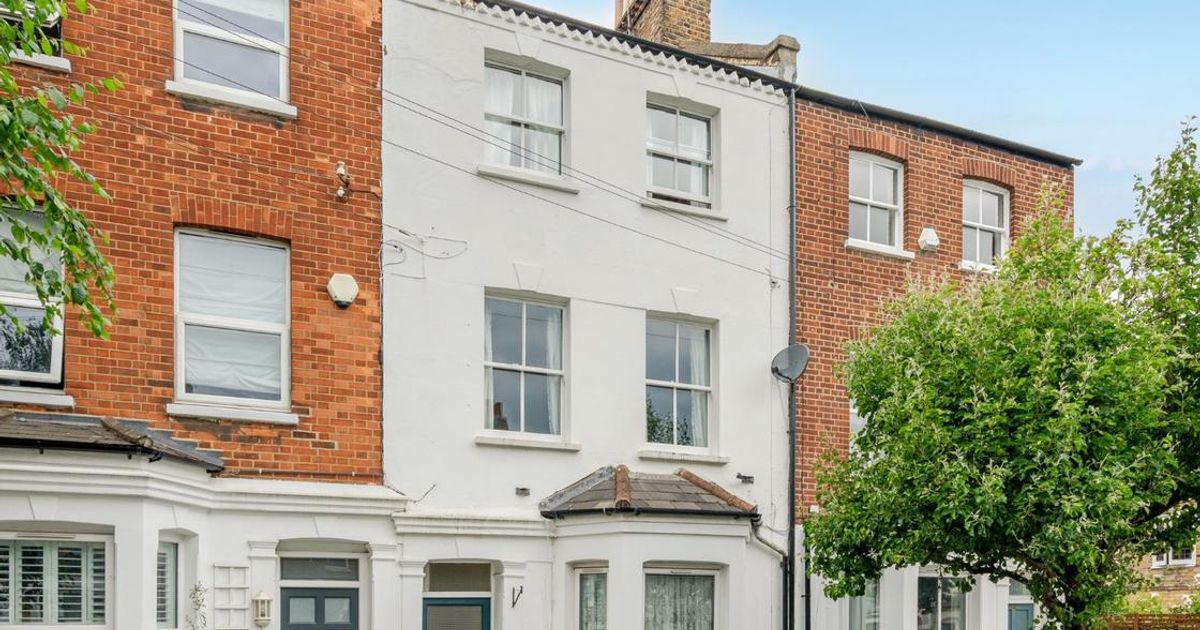 2 bedroom Flat for sale in Landcroft Road, East Dulwich SE22 (For sale ...