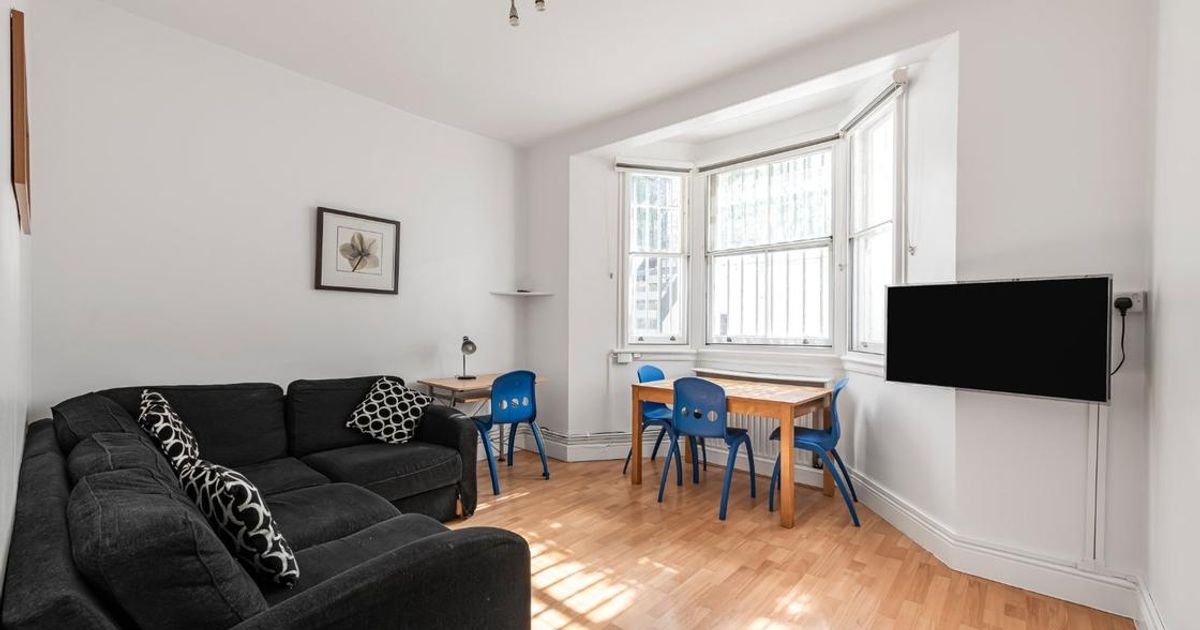 2 bedroom Flat to rent in Finborough Road, London SW10 (Let) | KFH